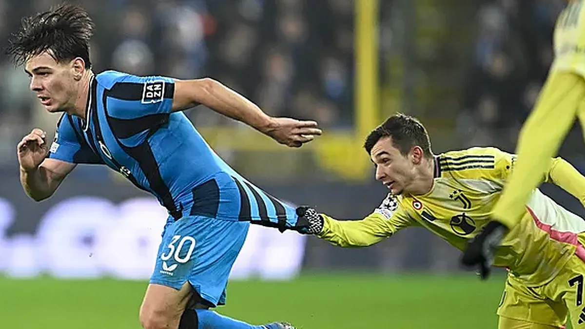 Sotwe bokep jepang she is very good-looking and very